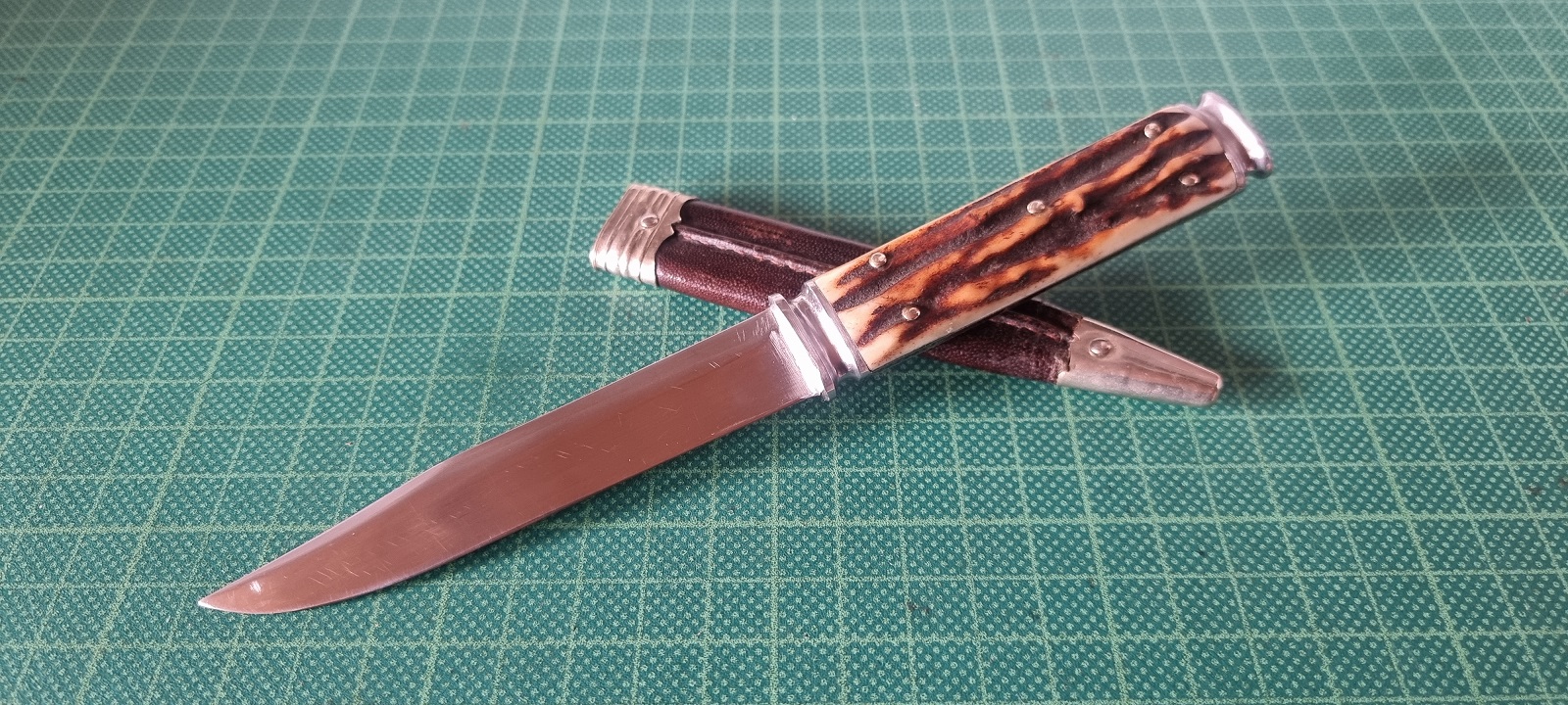 Schickser's Messerscheune